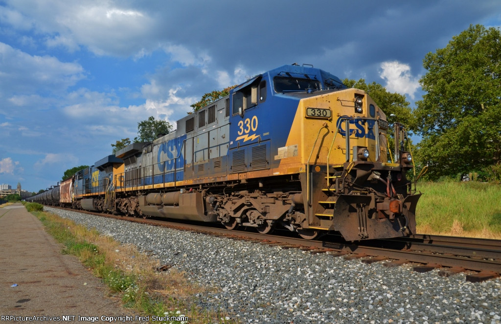 CSX 330